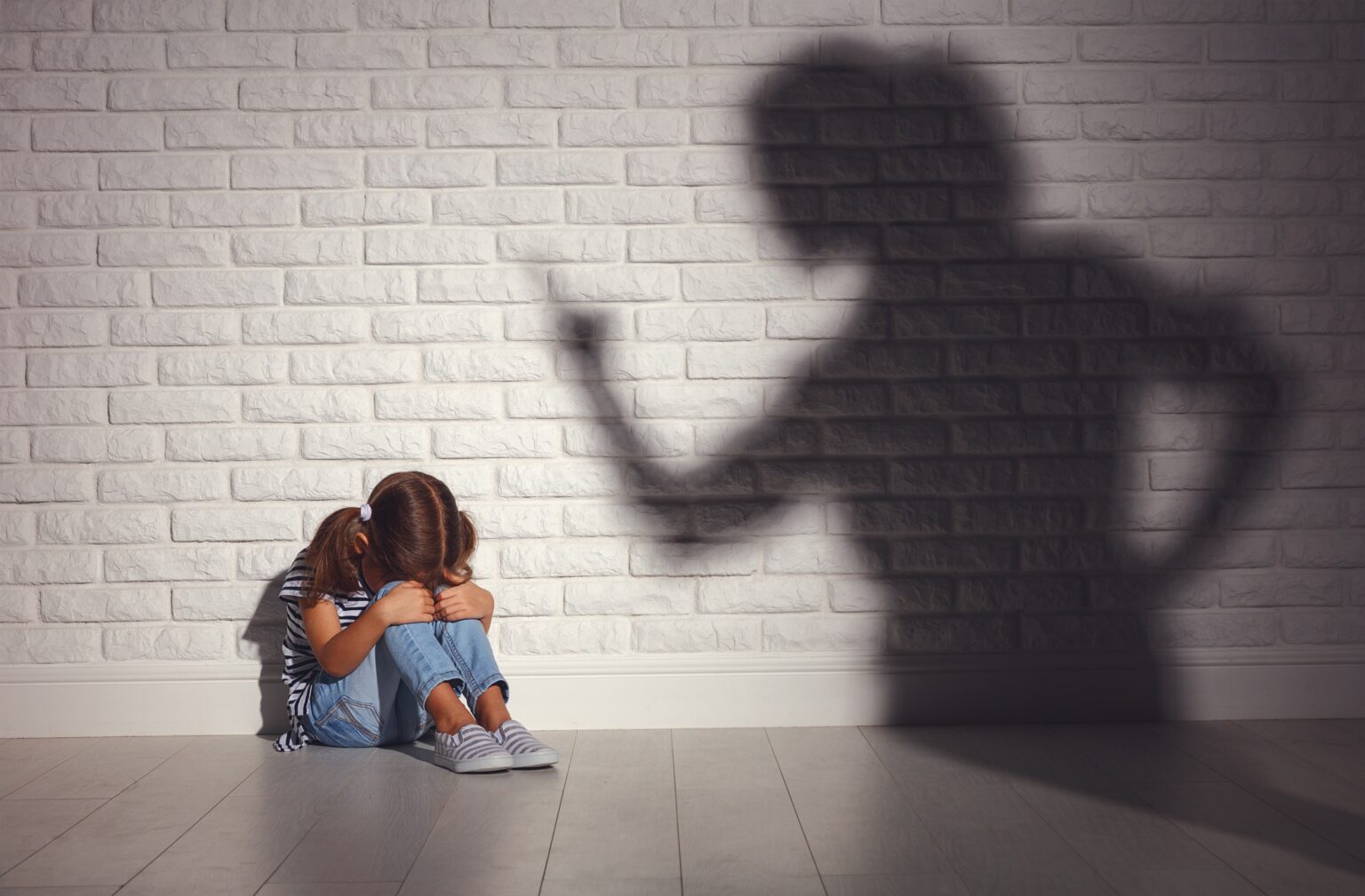 Child Abuse: What is Child Abuse and Neglect? - Bee Healthy
