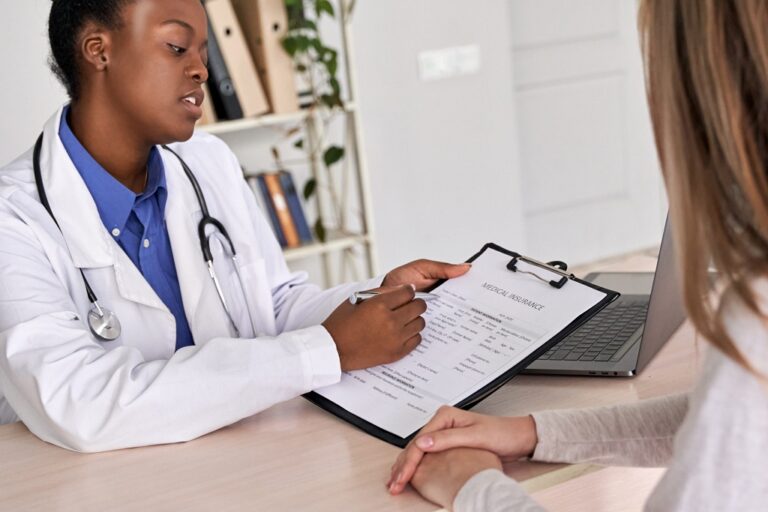 Why Do Medical Students Require Medical Indemnity Insurance Bee Healthy why-do-medical-students-require-medical-indemnity-insurance-bee-healthy